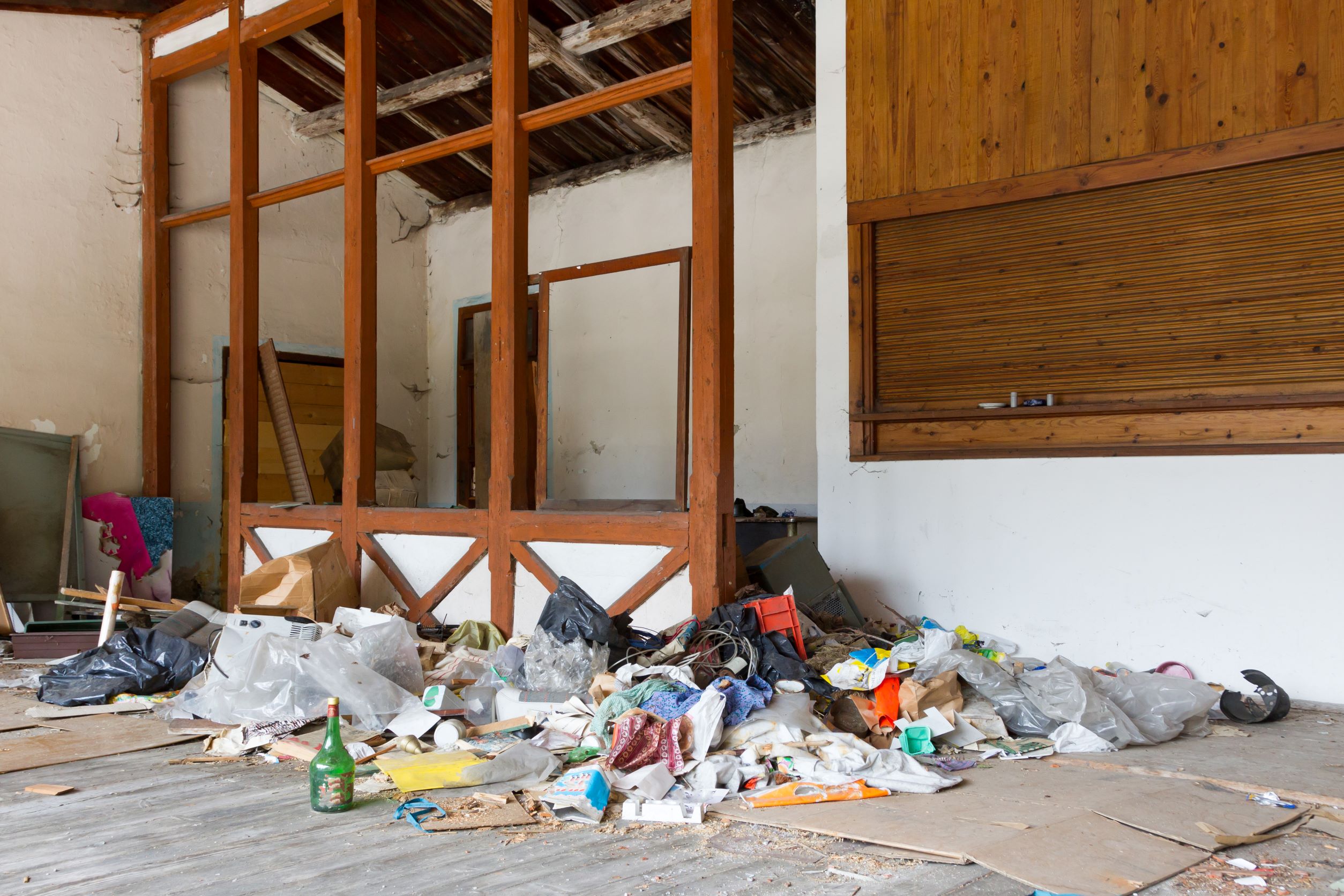 What is ‘Gross Filth’ Cleanup? - The Bioclean Team